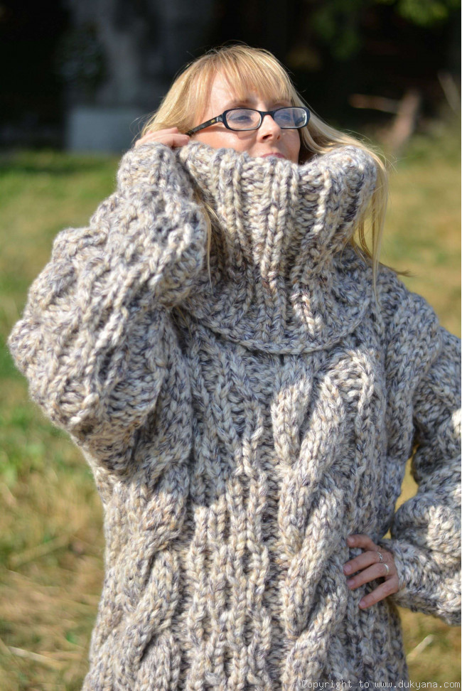 One Size Chunky Wool Unisex Sweaterh17